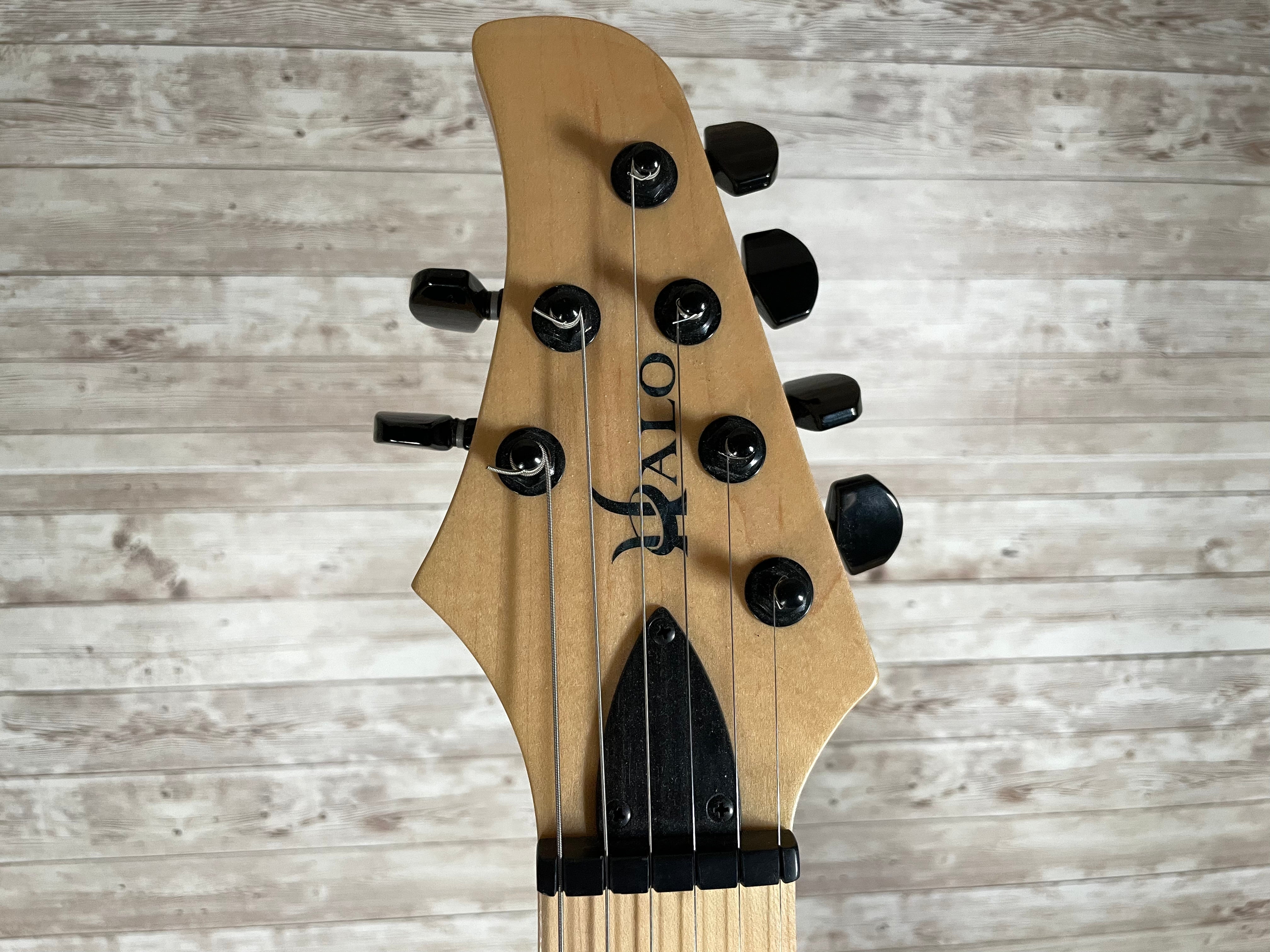 Halo Octavia Wide Neck Elecric Used – Cask Music