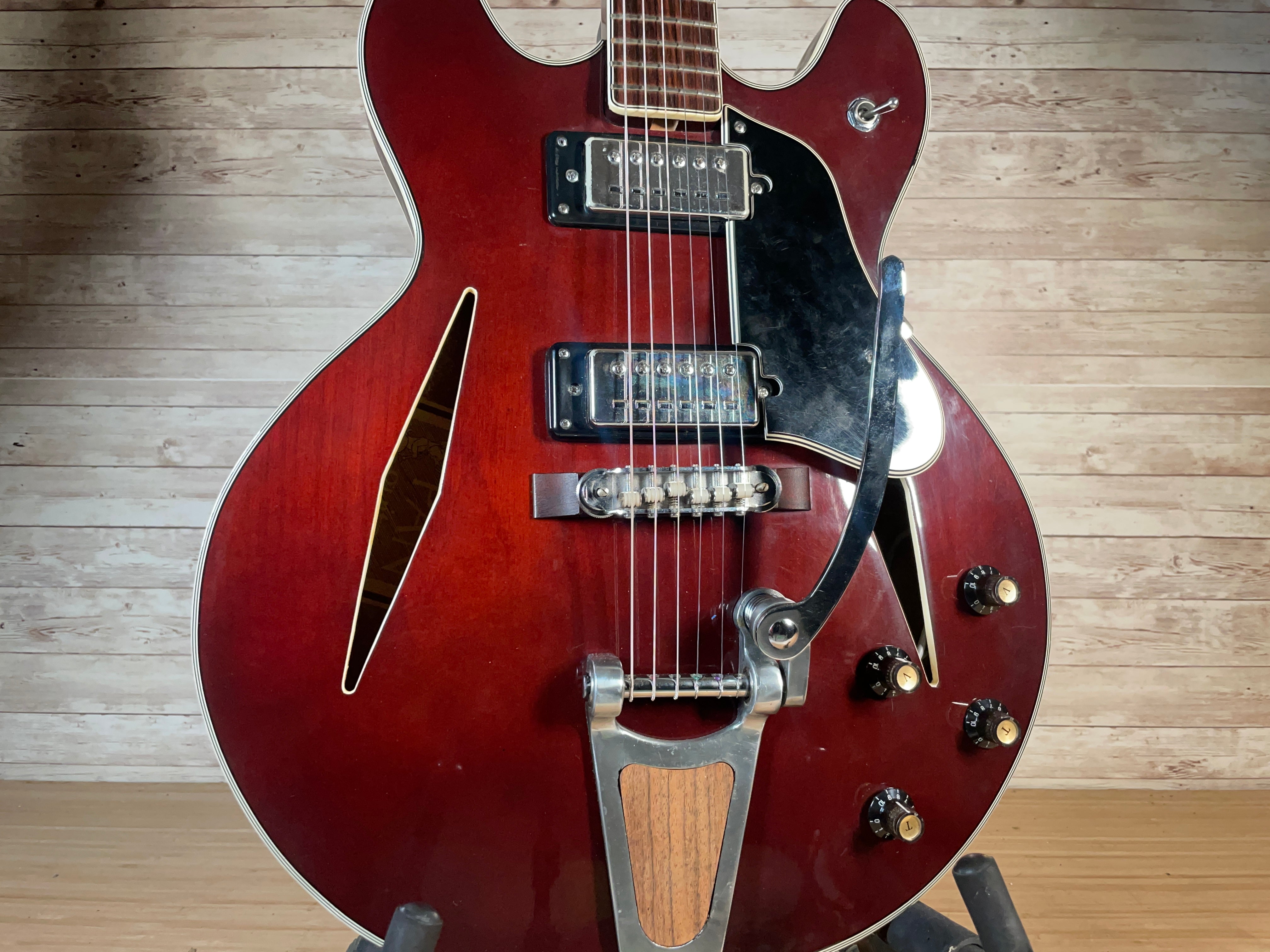Pan Trini Lopez Hollow Body MIJ Used Toronto, ON | Cask Music