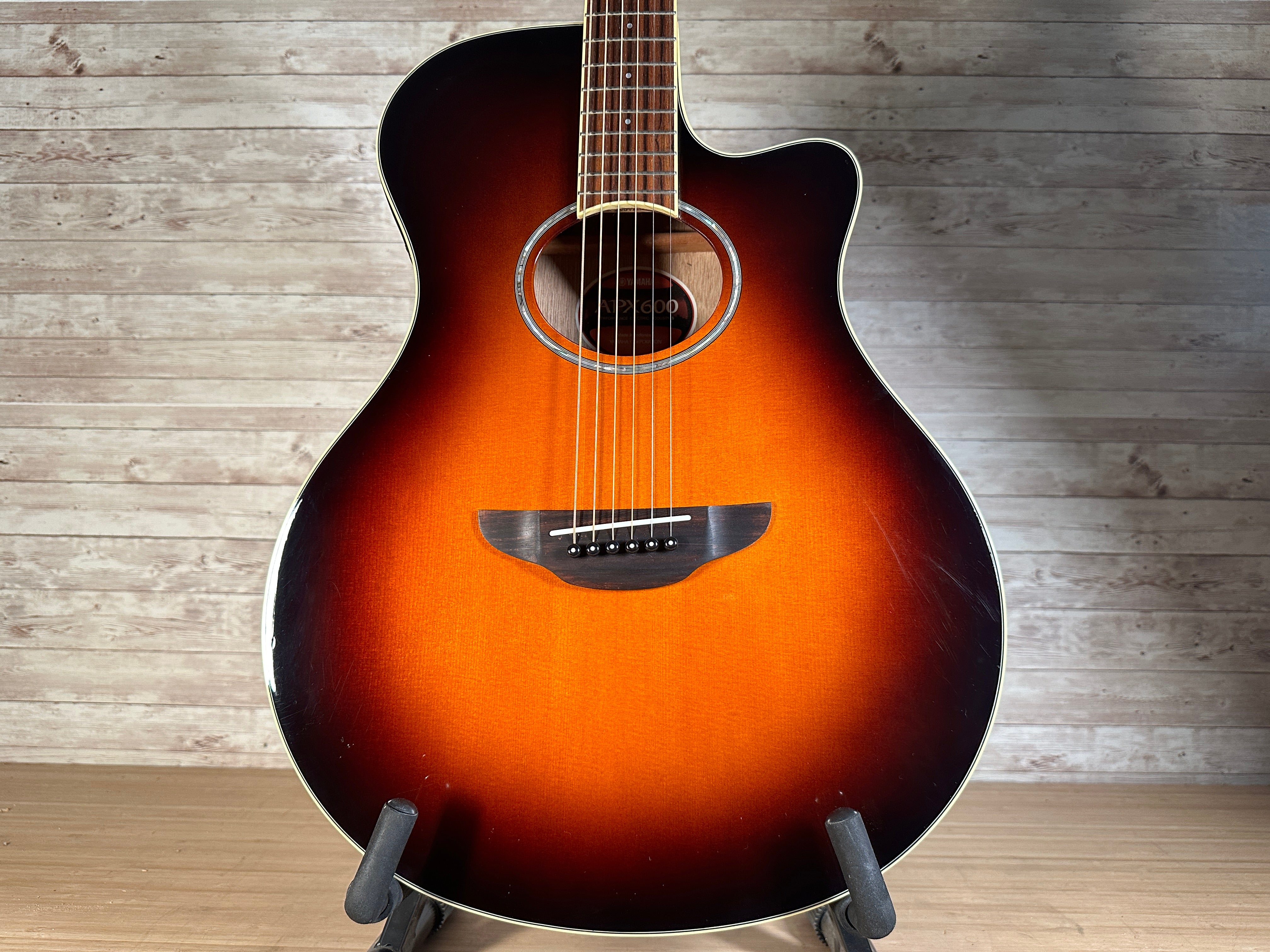 Yamaha APX600 Acoustic Electric Used Toronto, ON | Cask Music